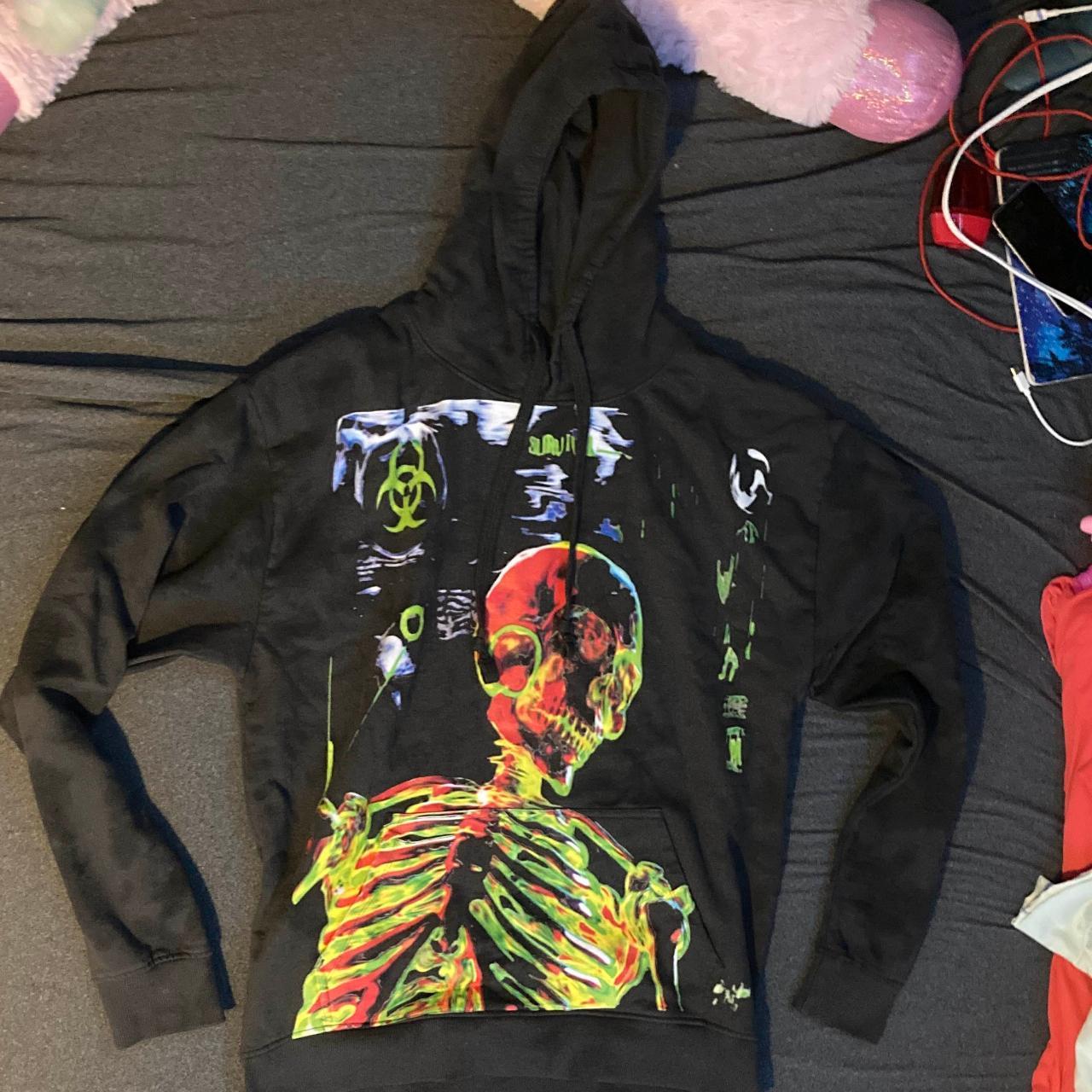 Hot Topic Thermal Biohazard Skeleton Hoodie | Depop