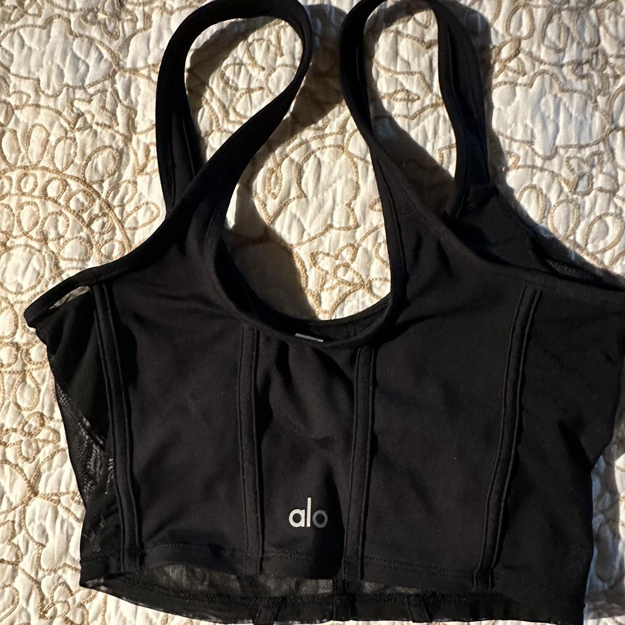 Alo top Cute and sexy Great condition Small - Depop