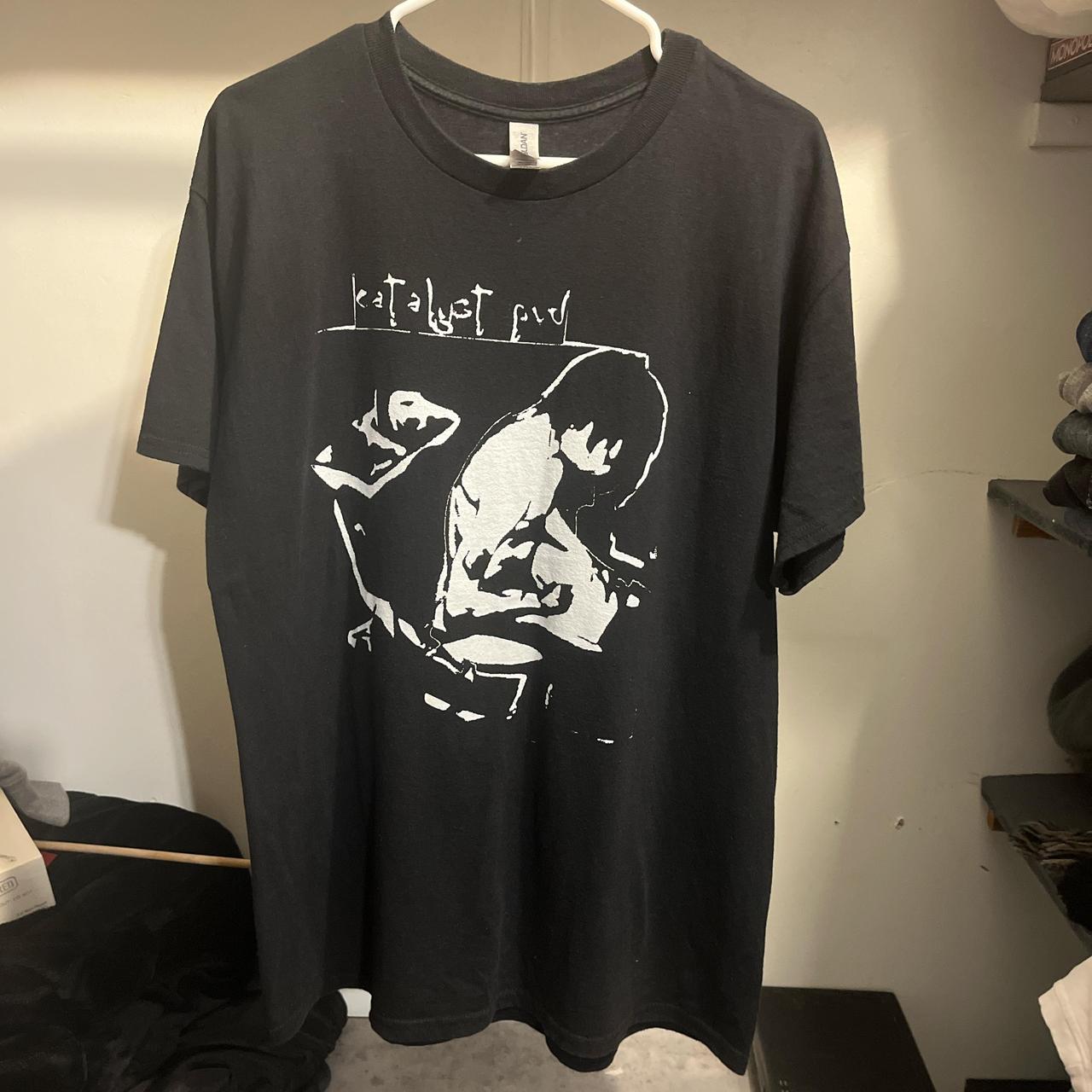 Catalyst band tee Large - Depop