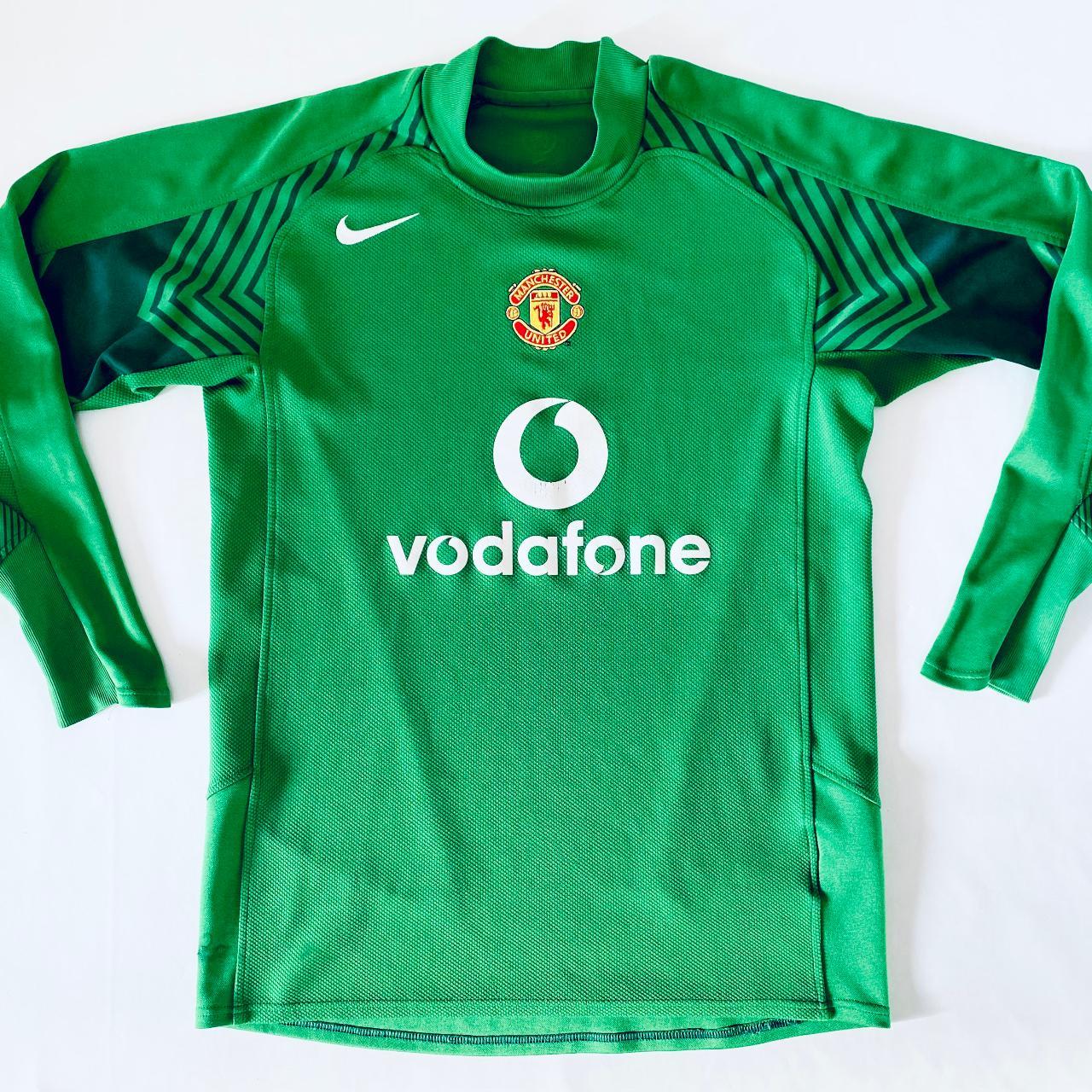 Rare, original Manchester United home goalkeeper... - Depop
