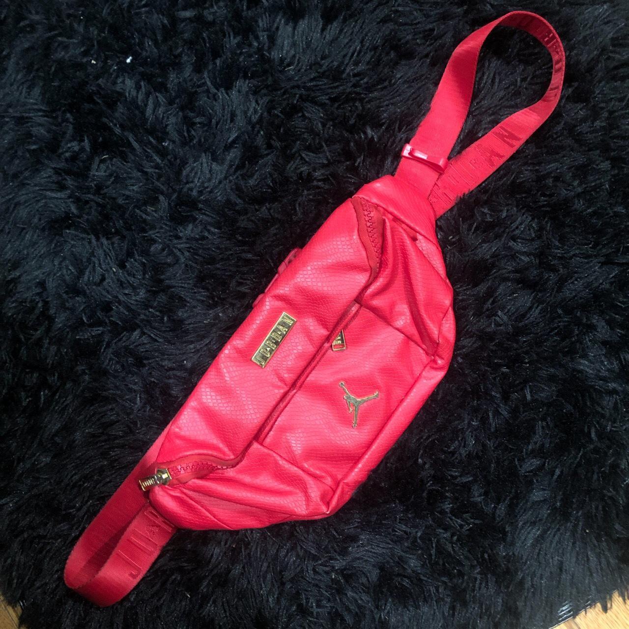 Jordan fannypack - Depop