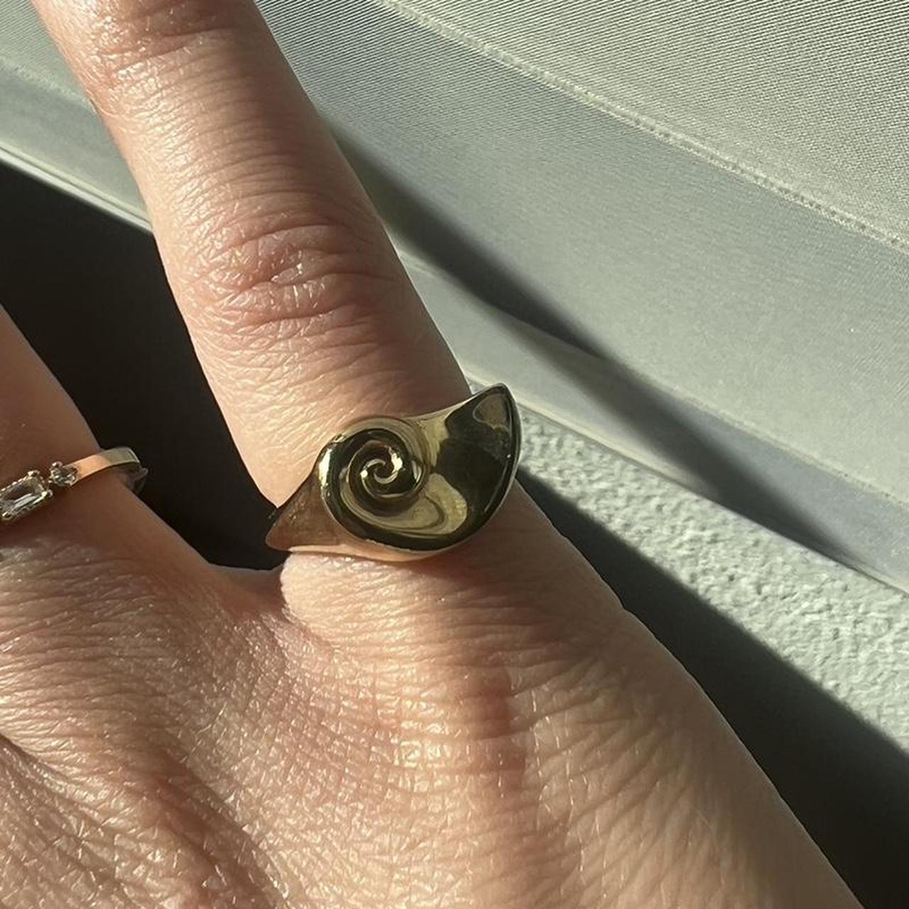 Jenny Bird Shell Ring Size 4 - Depop