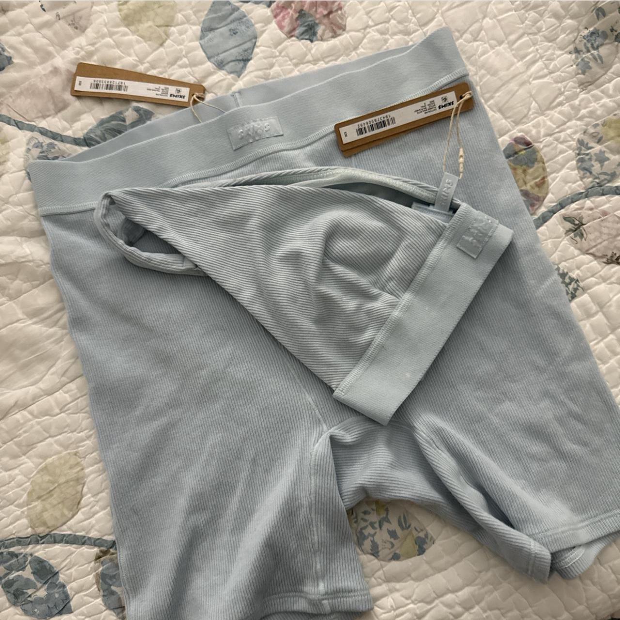 brand new skims set both top and bottom size S | Depop