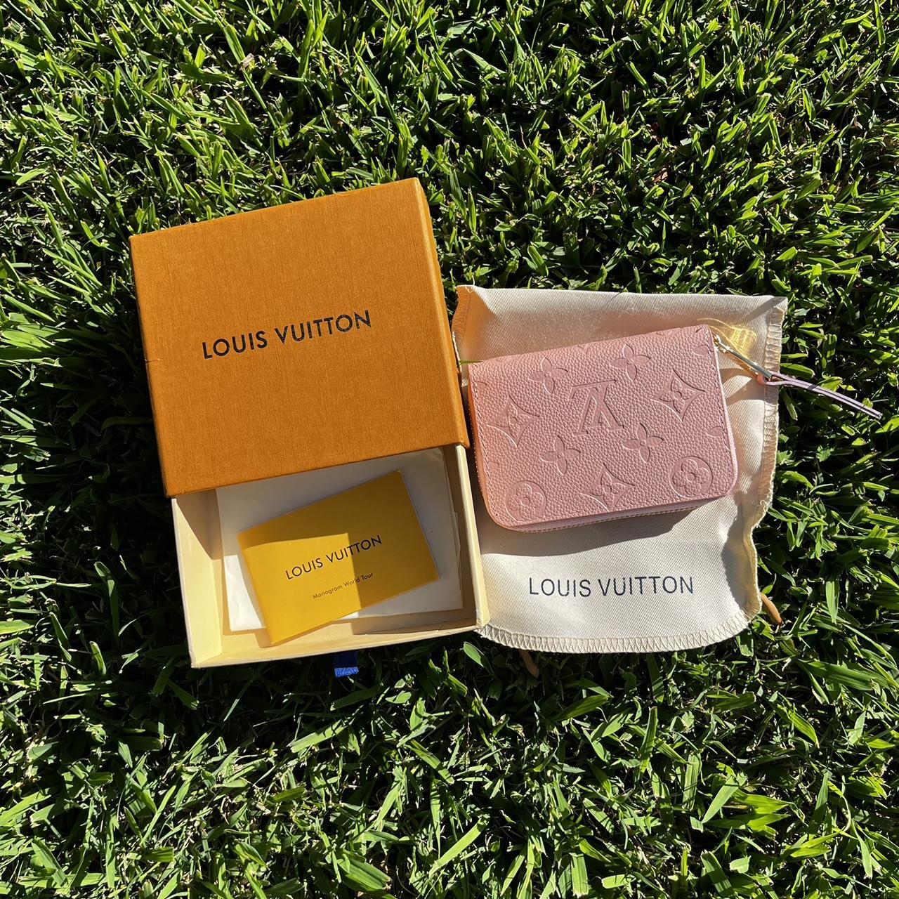 Louis Vuitton pink vernis zippy wallet 100%... - Depop
