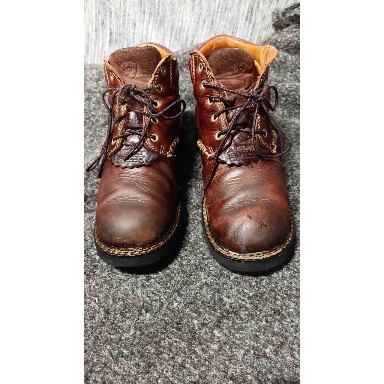 Great pair of DC Martin style boot from Ariat.... - Depop
