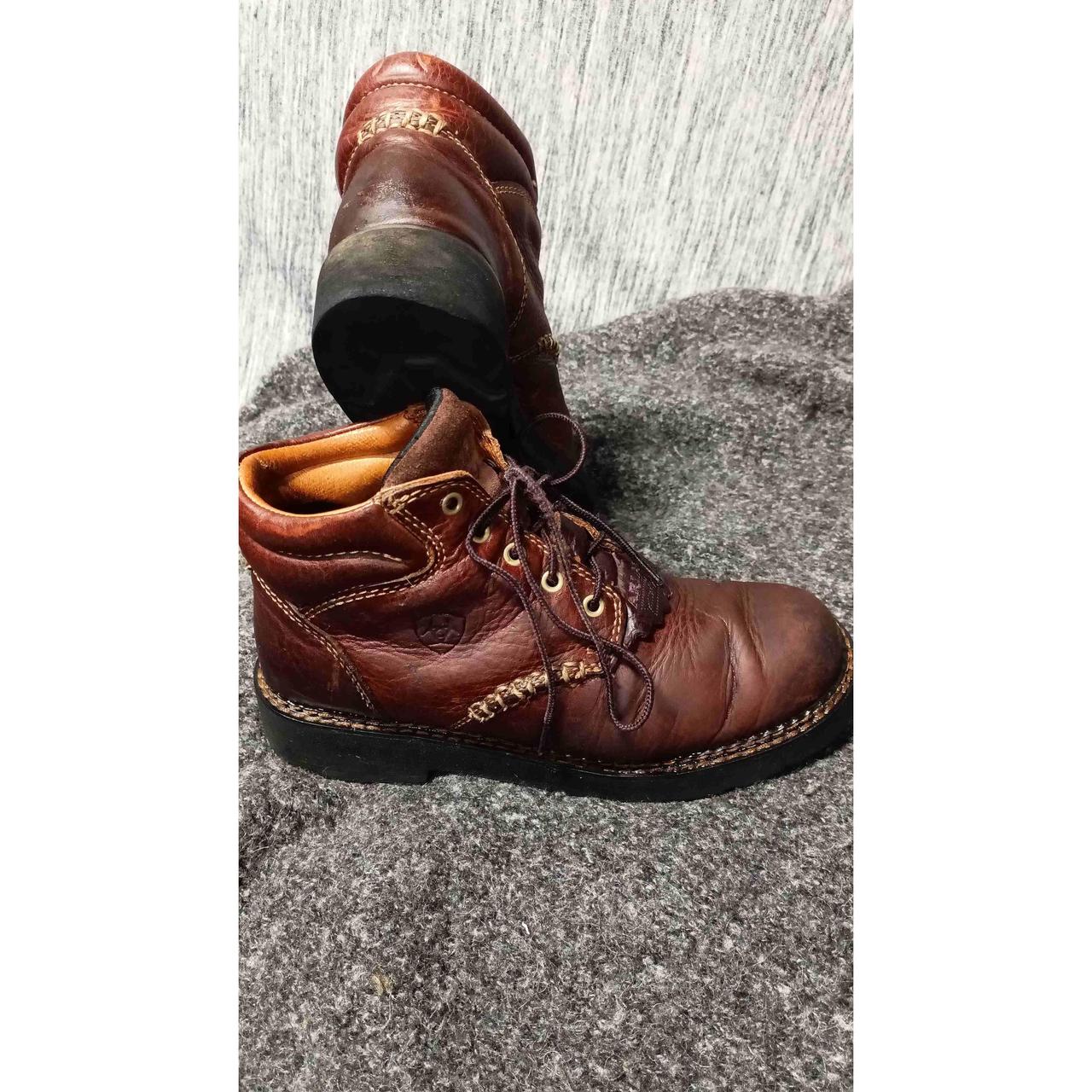 Great pair of DC Martin style boot from Ariat.... - Depop