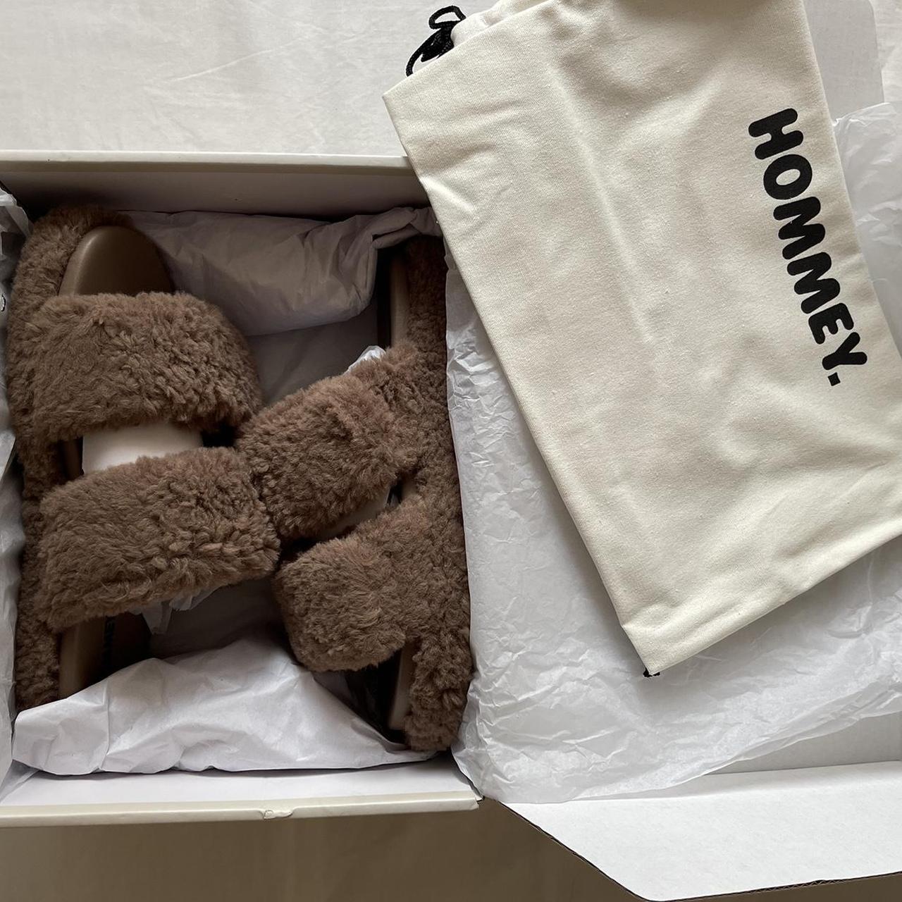 Hommey willow slide/slipper Brand new in box. Size 10 - Depop