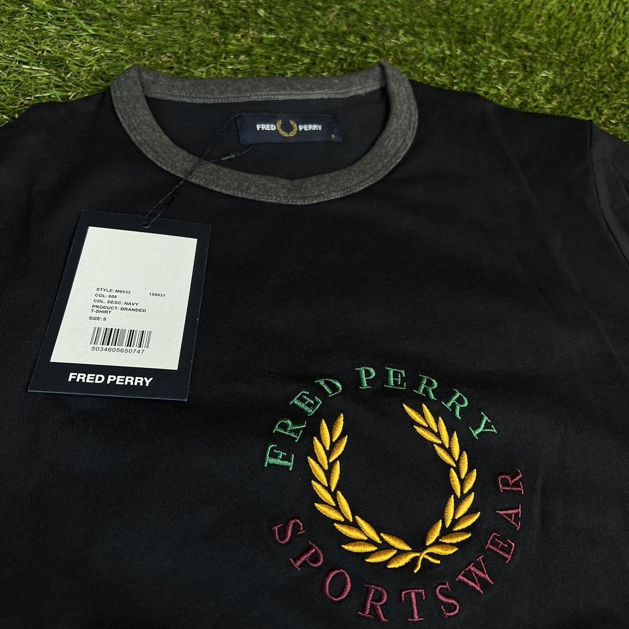 Fred Perry Men's Black T-shirt | Depop