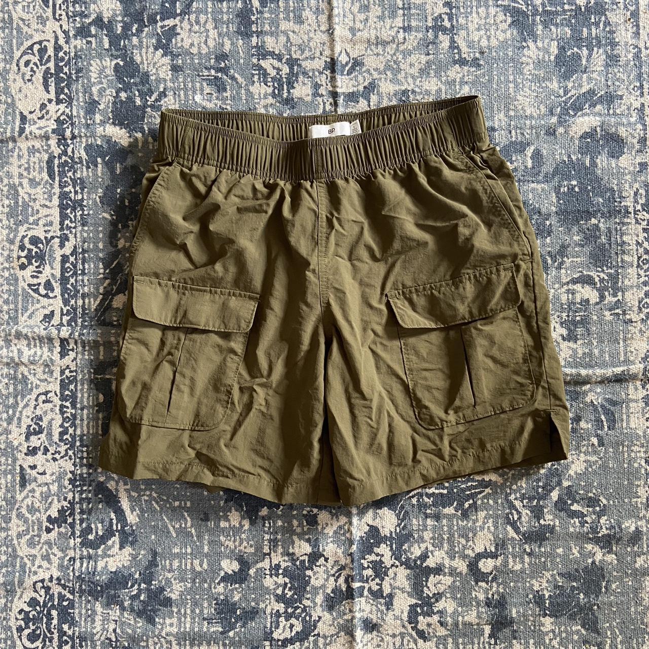 BP Men's Khaki and Green Shorts | Depop