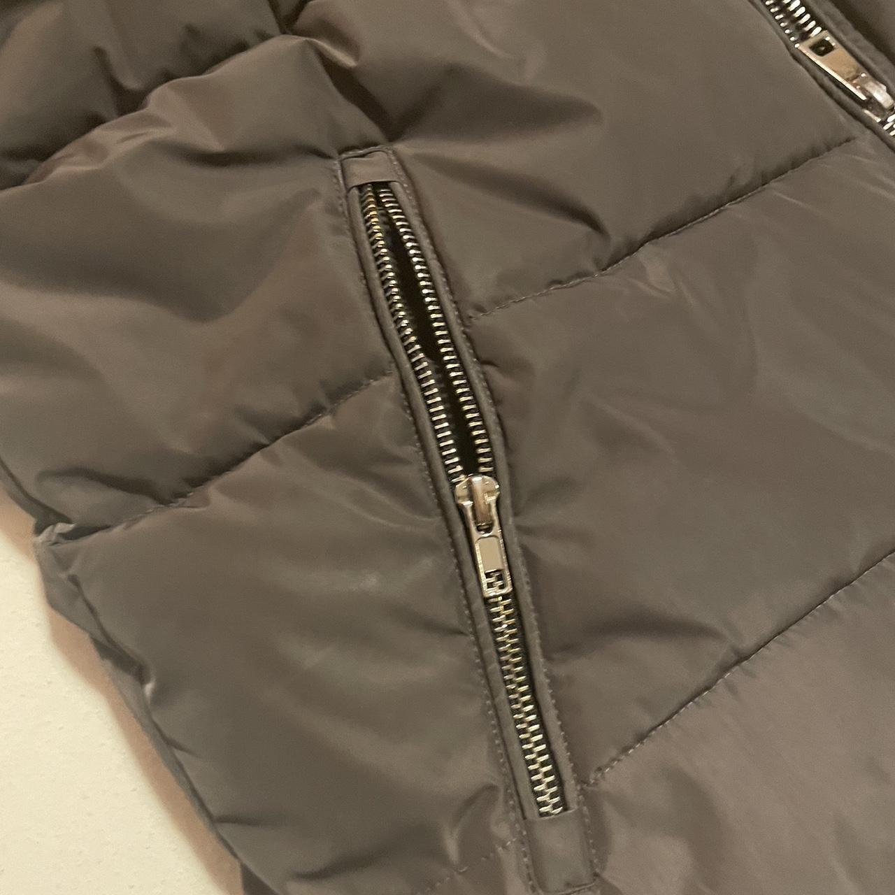 Benjart Grey Puffer jacket Condition 8.5/10 Slight... - Depop