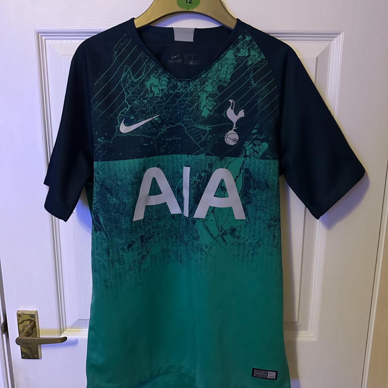 Tottenham Hotspur 2018/19 third kit. Great condition. - Depop
