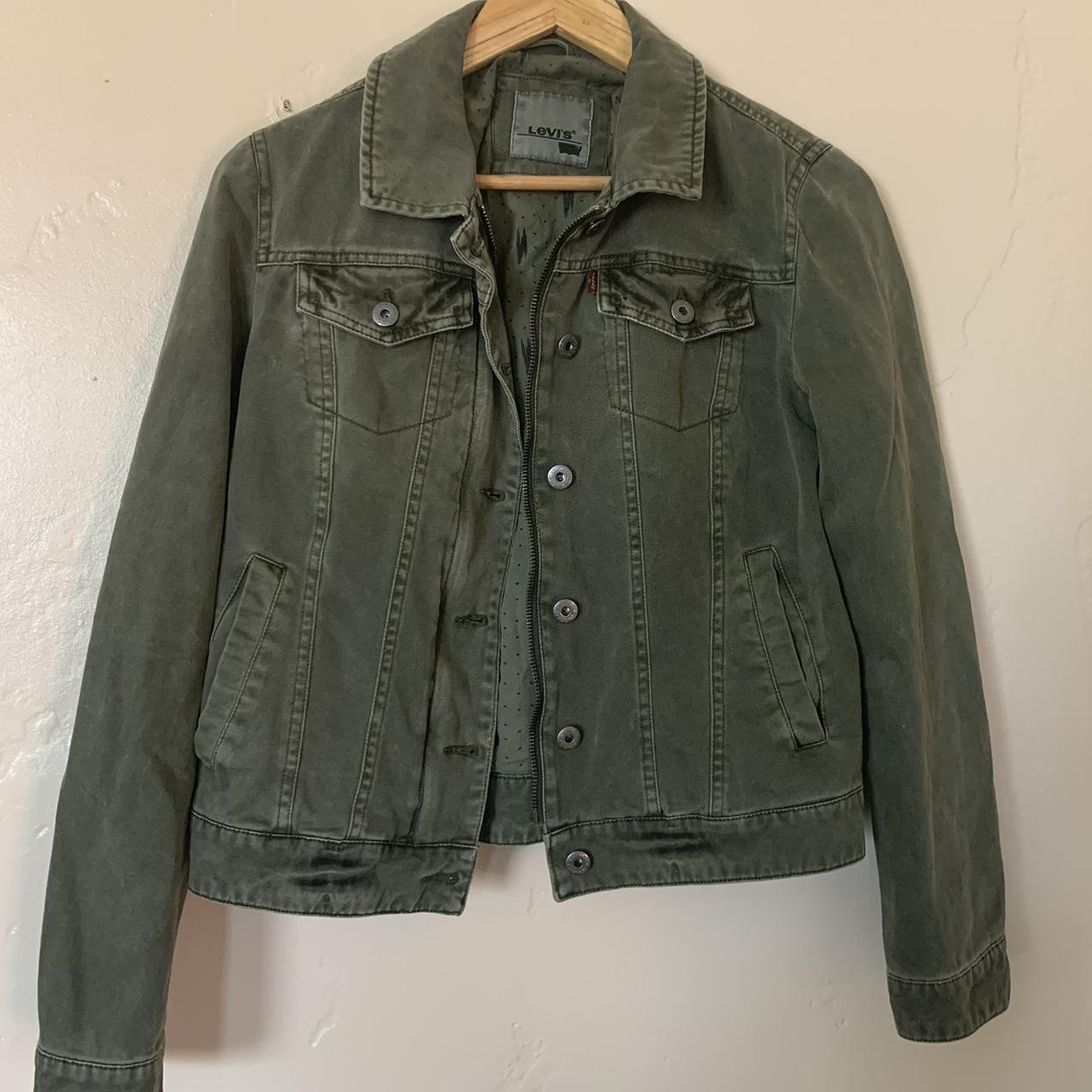 Awesome olive green Levi’s jacket. It is lined and... - Depop