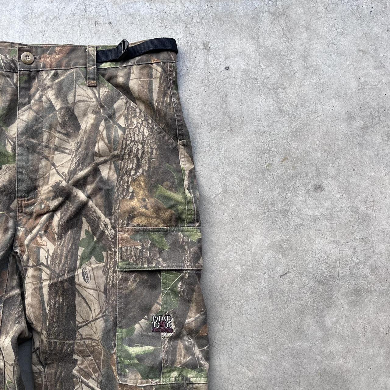 Vintage Baggy Realtree Cargos tagged... - Depop