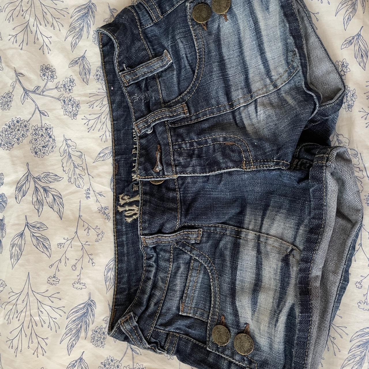 Low rise Denim shorts Wallflower - Depop
