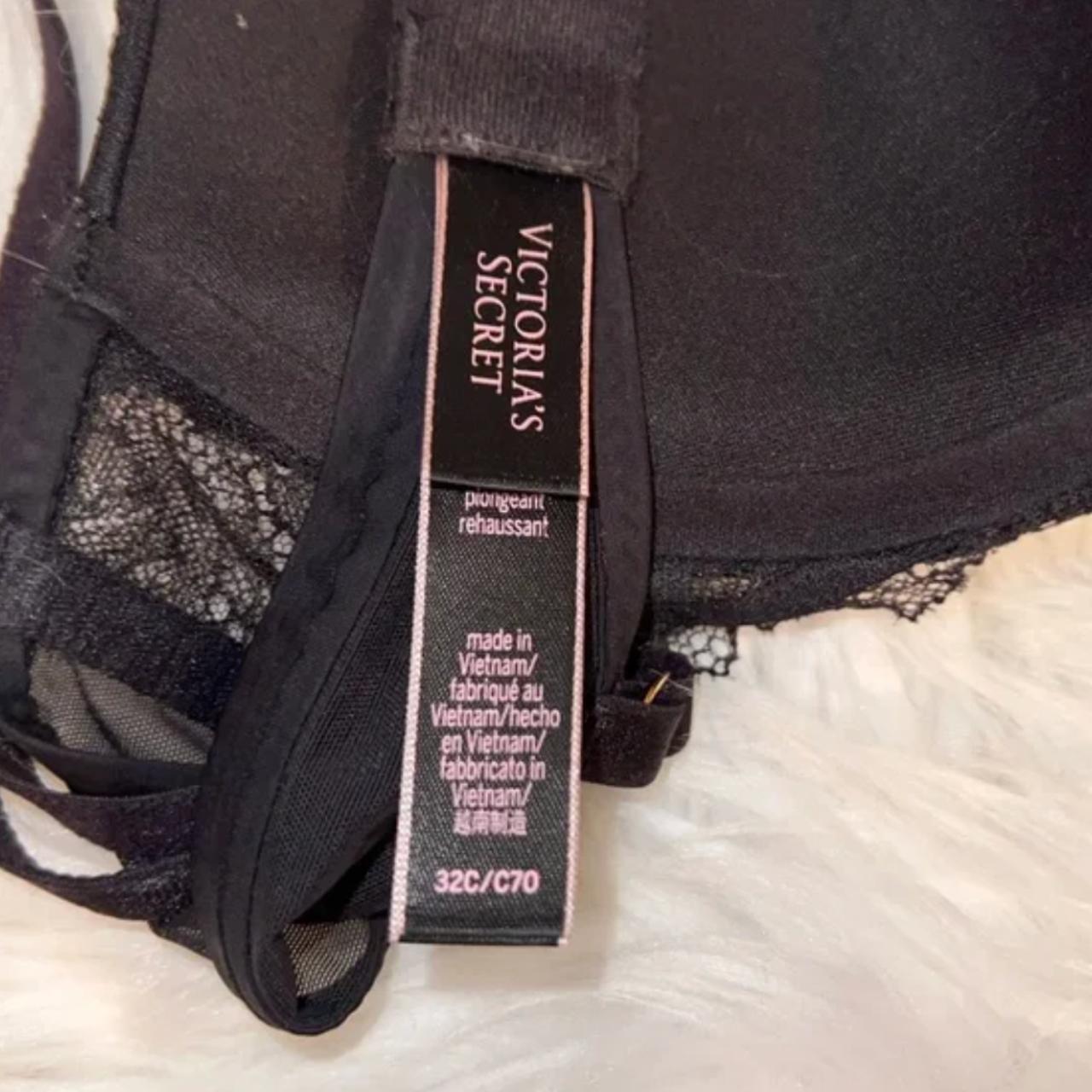 Victoria's Secret Women's Black Bra | Depop
