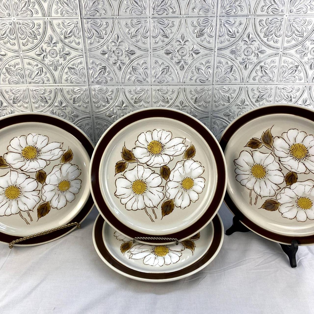 Cream and Brown Dinnerware | Depop