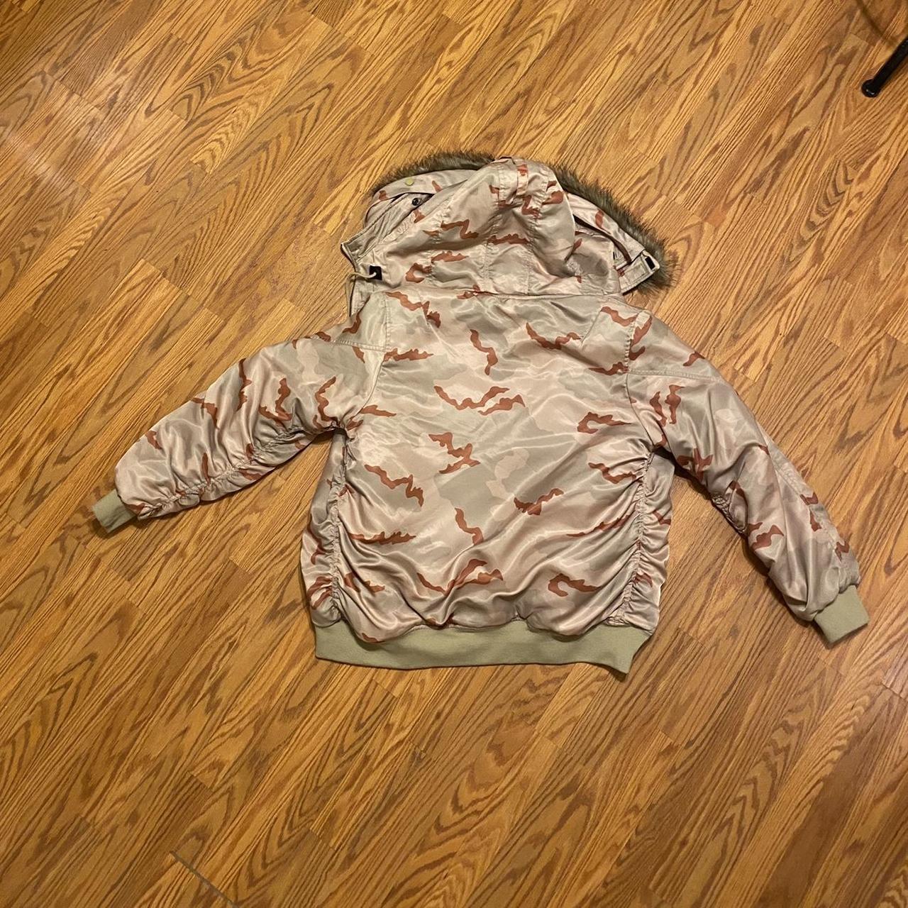Huf combat jungle camo fur puffer jacket - Depop