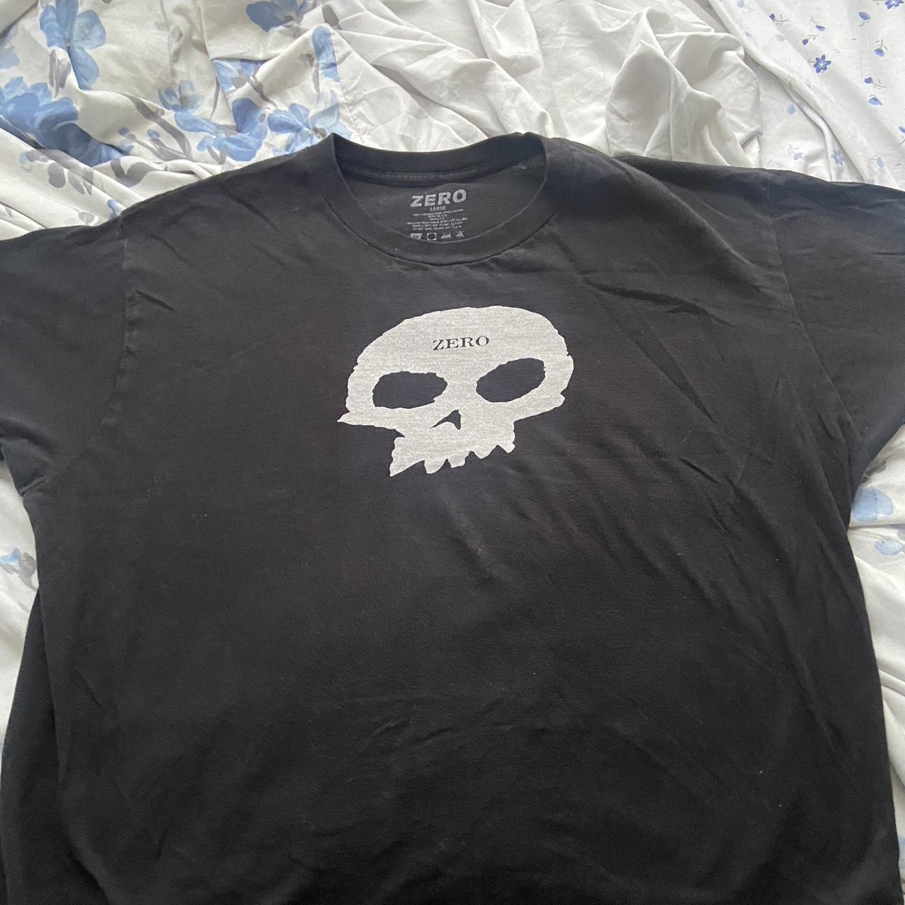 zero size large black skull t shirt jesse... - Depop