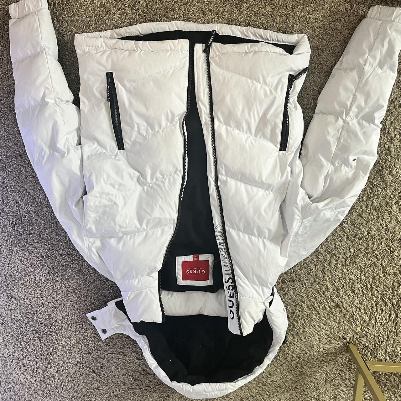 White Guess Puffer Jacket - Depop