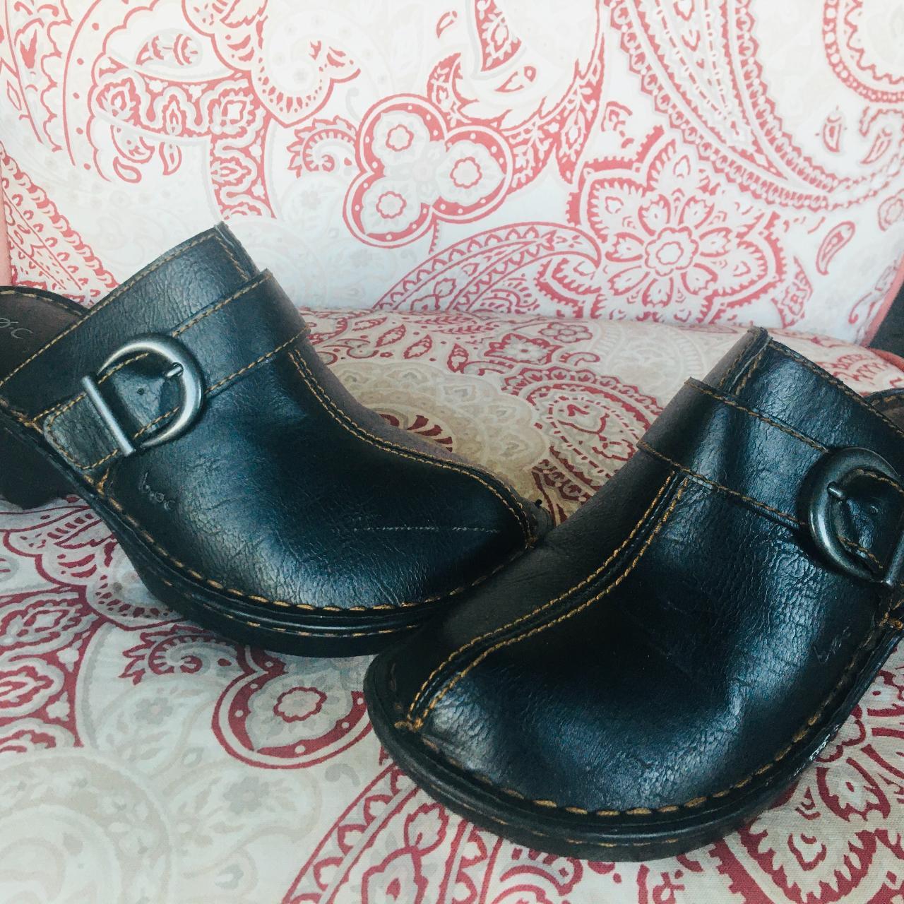 B.O.C. Women's Black and Brown Clogs | Depop