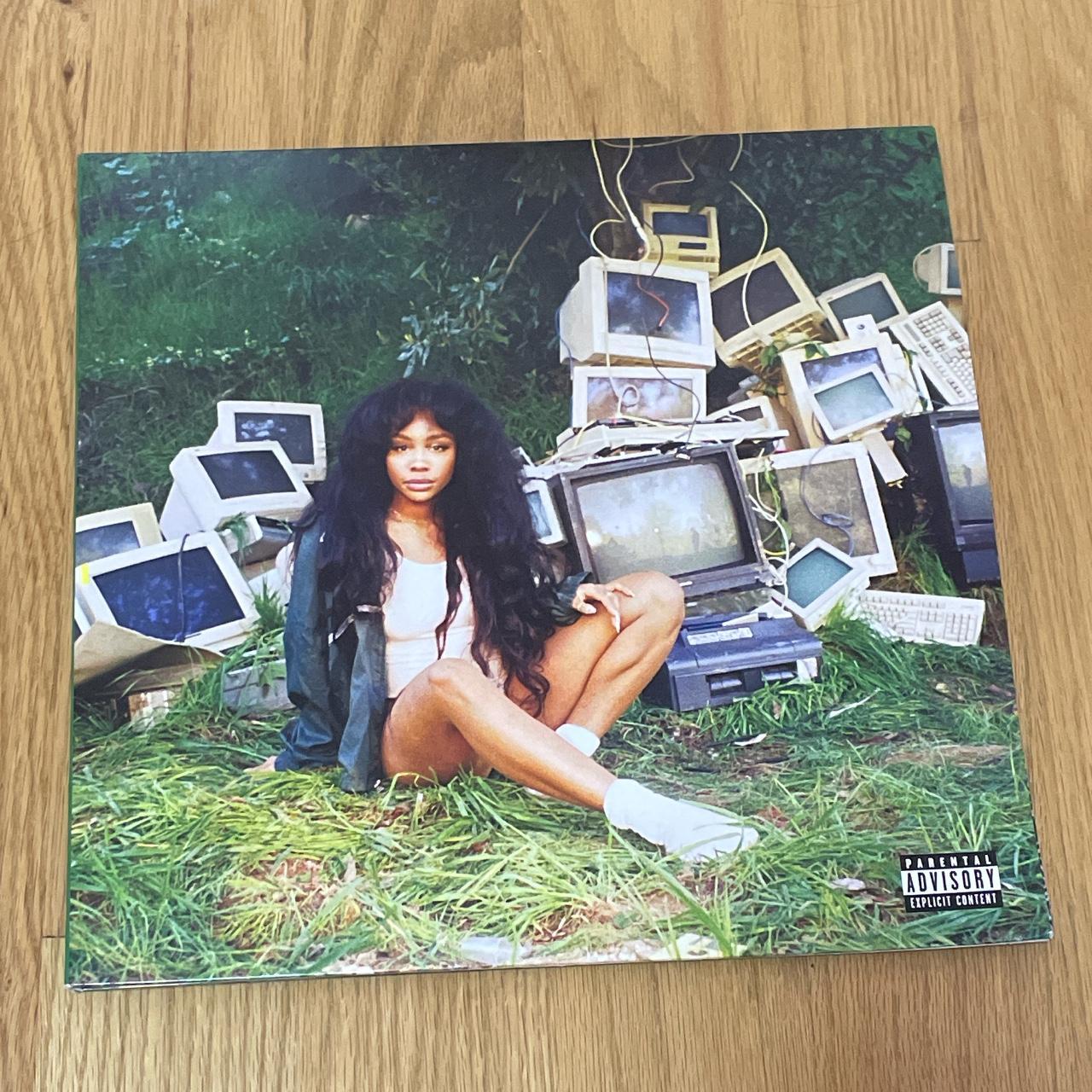 sza - ctrl vinyl record comes with two records... - Depop