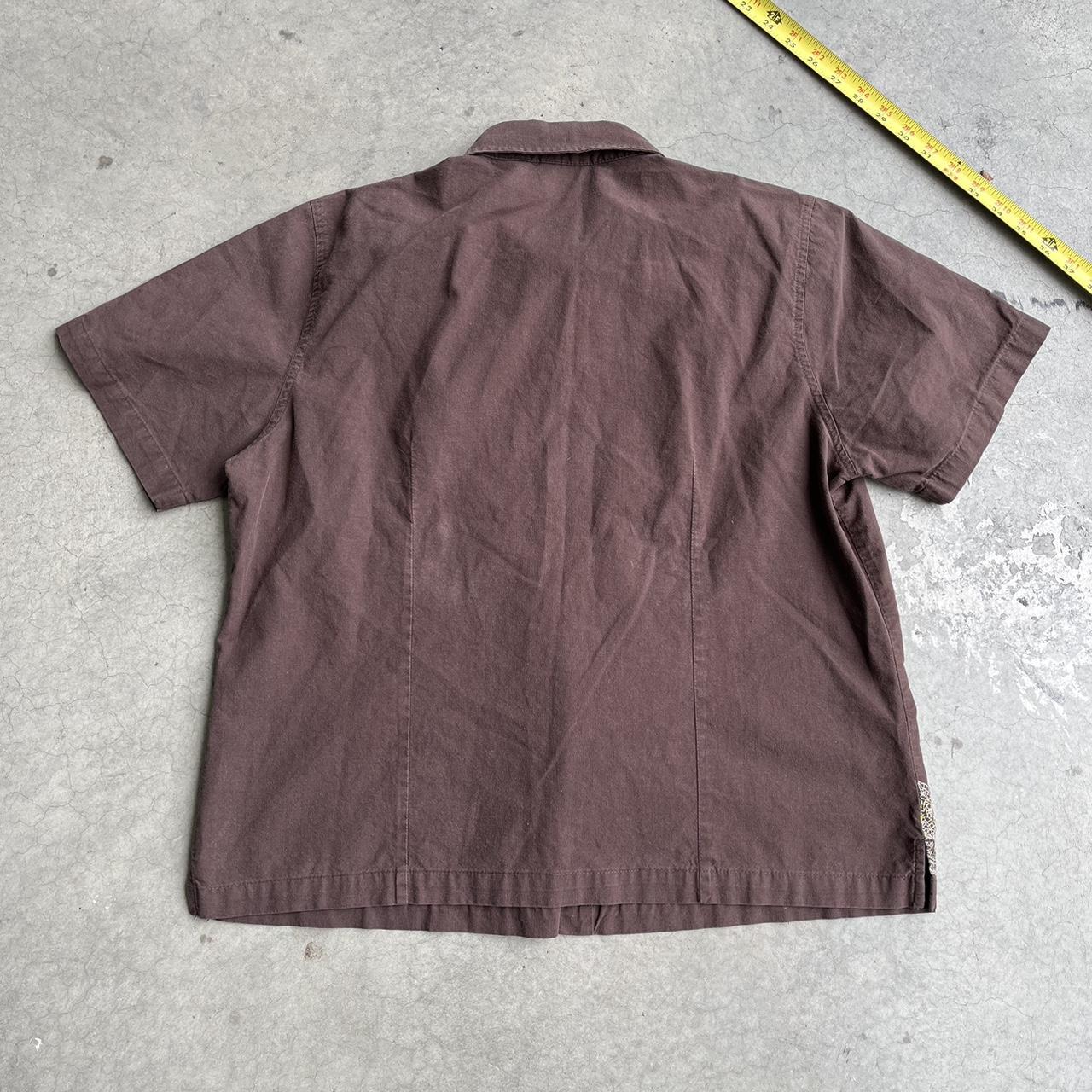 Brown button up collared shirt. Fits like men’s M - Depop
