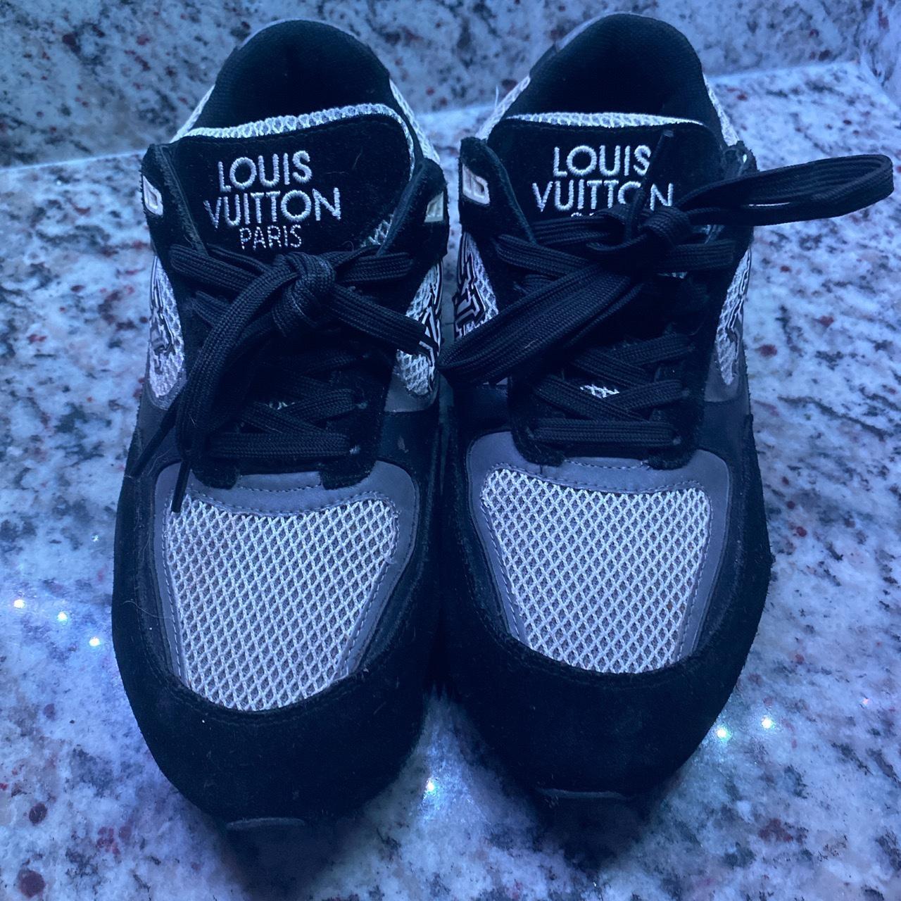 LV Tracks - Depop