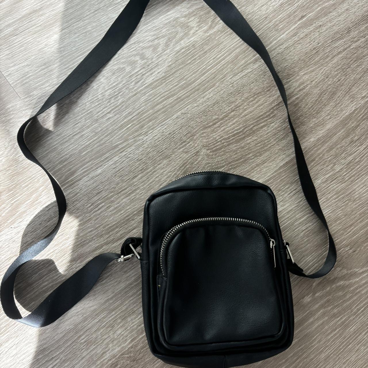 wild fable black purse size for comparison never... - Depop