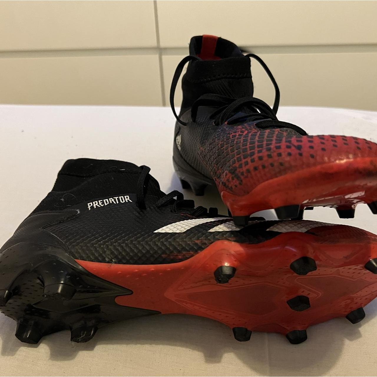 Adidas predators 9/10 excellent condition UK... - Depop