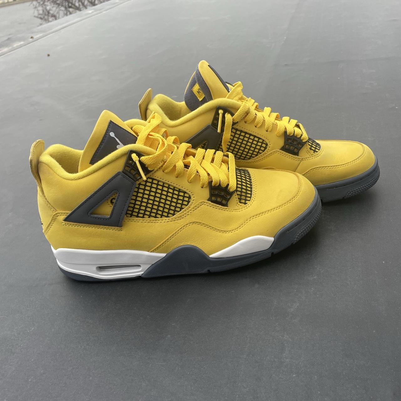 size 9 lightning 4s ⚡️ worn once good quality up... - Depop