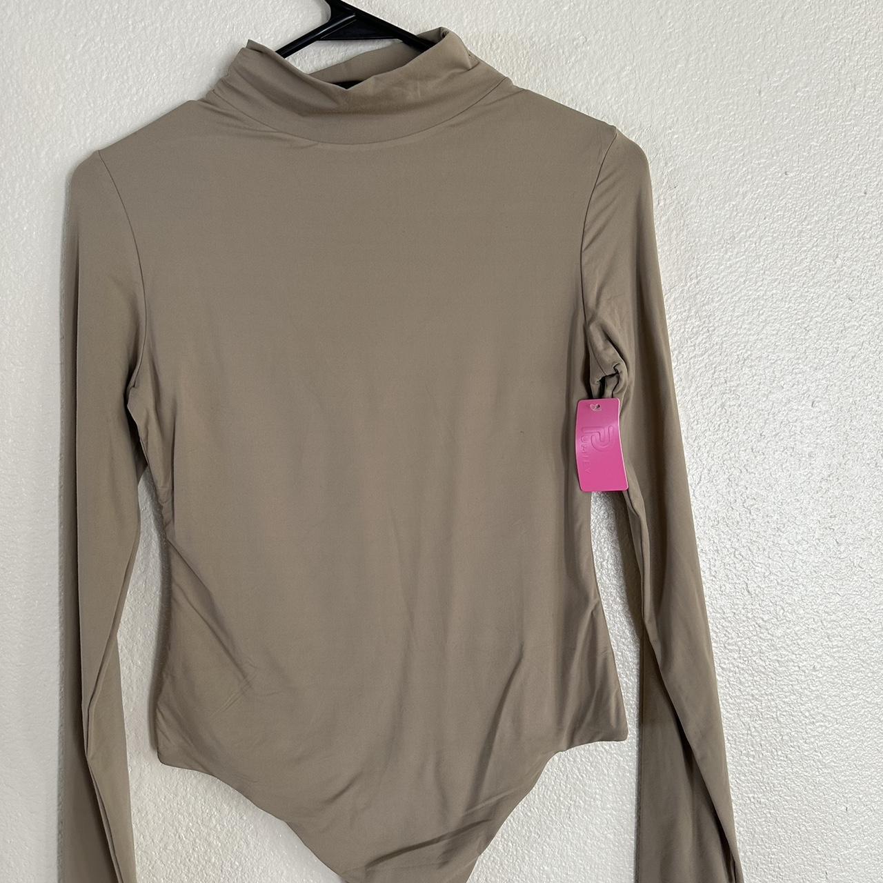 Pumiey Medium Long Sleeve Bodysuit - Depop