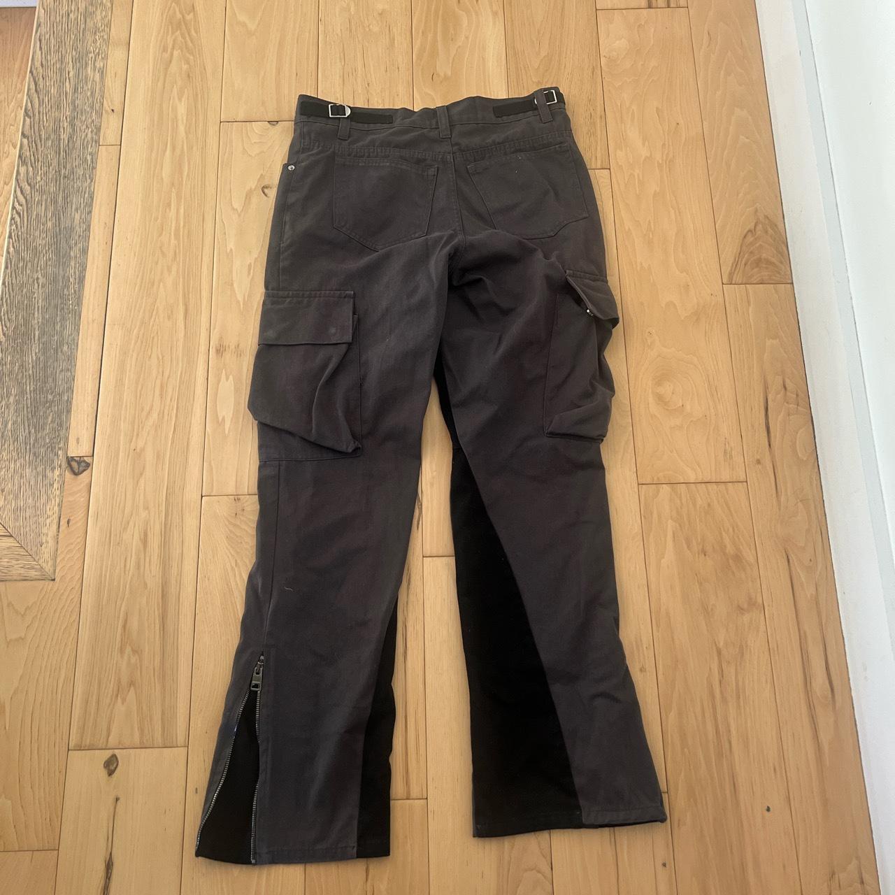 Vicinity flared pants 32 waist - Depop