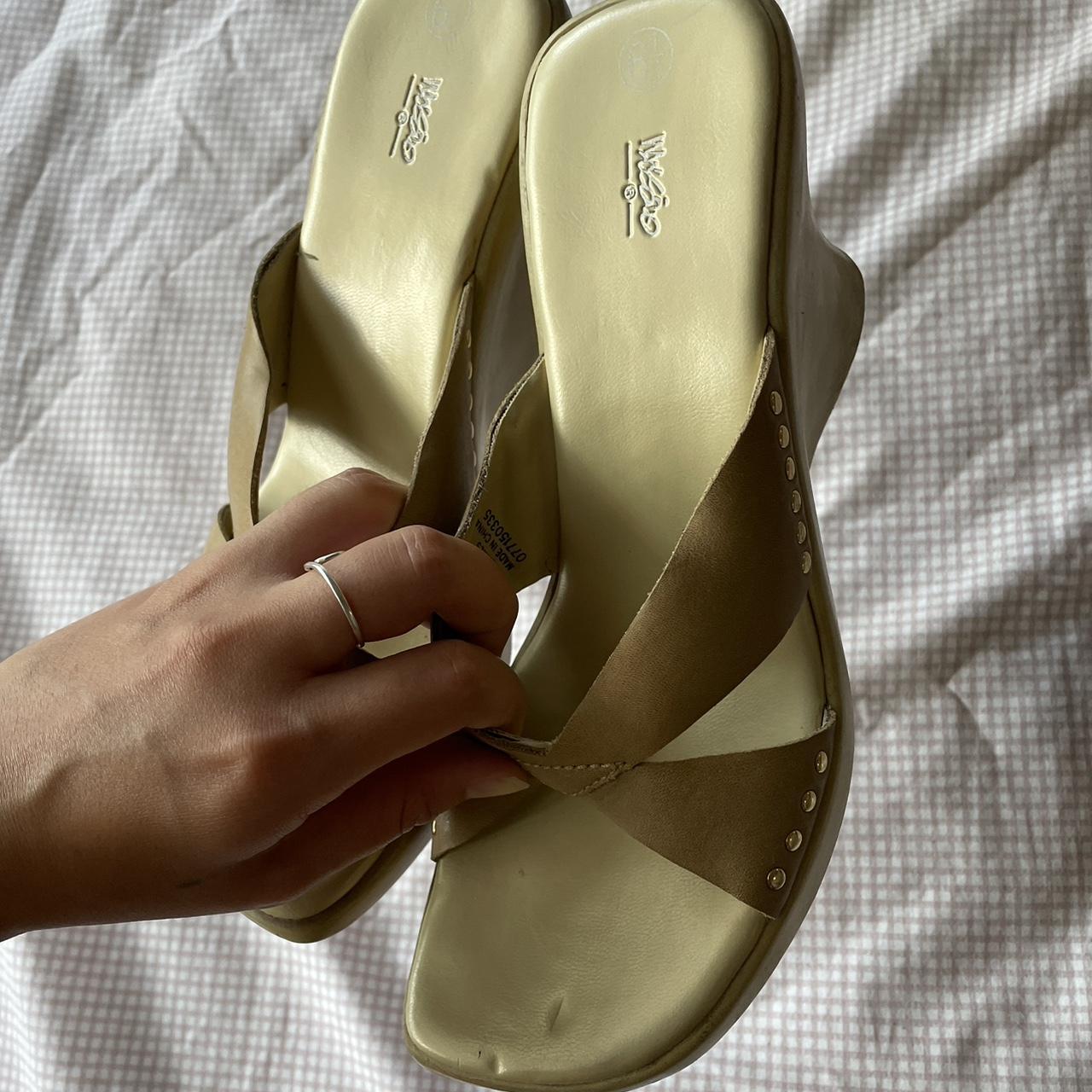 Cute & comfy tan and cream Mossimo wedge sandals... | Depop