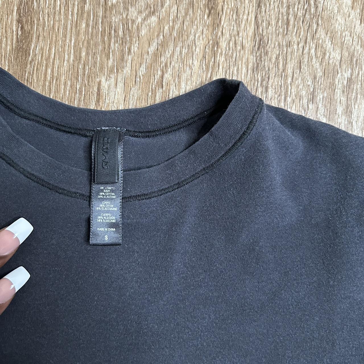 skims cotton jersey tee shirt soot black color... | Depop