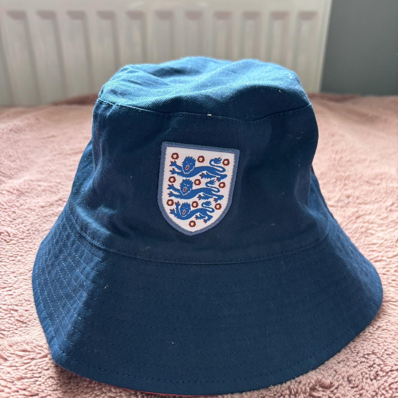 Reversible England Bucket Hat. Great condition, 2... - Depop