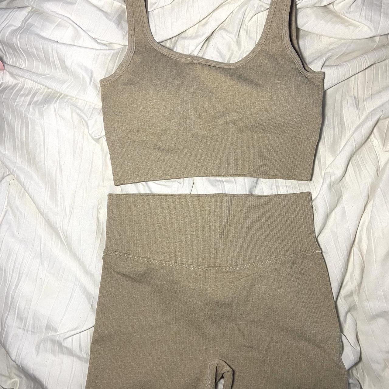 Amazon gym set💪 Cute tan/khaki gym set! super... - Depop