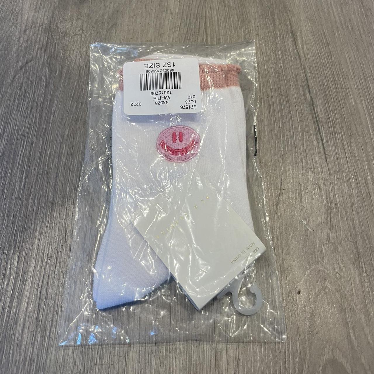 NWT LA Hearts smiley face whatever socks One size... - Depop