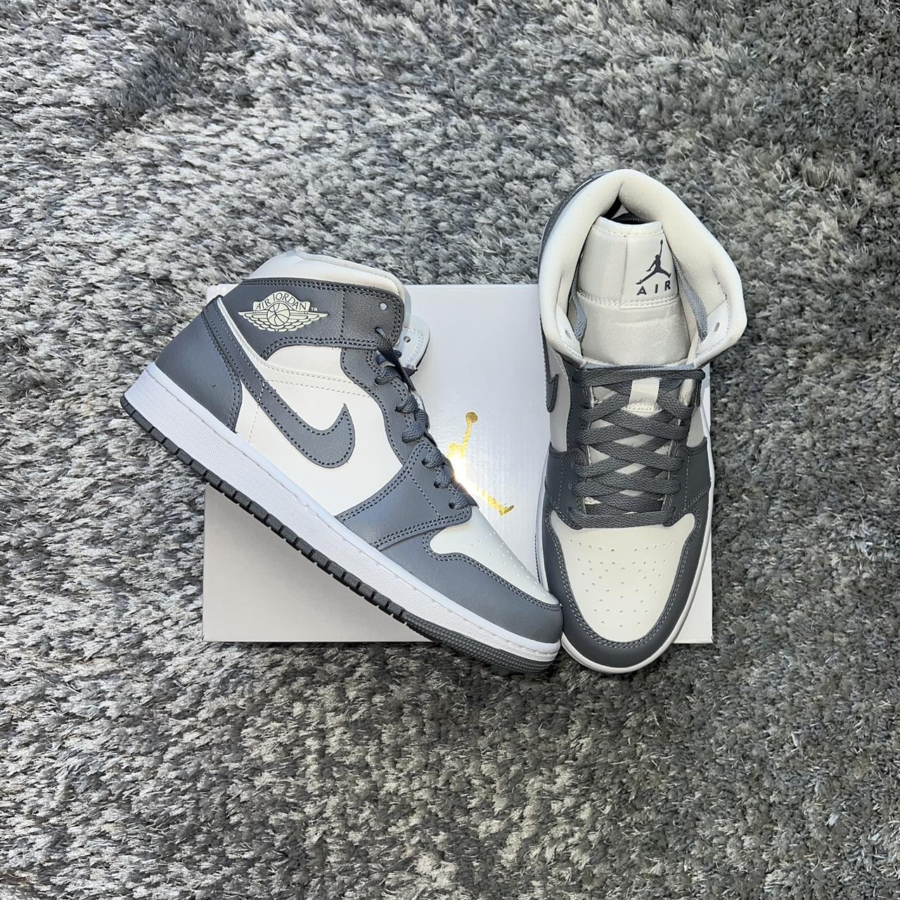 Jordan Men's Grey and White Trainers | Depop