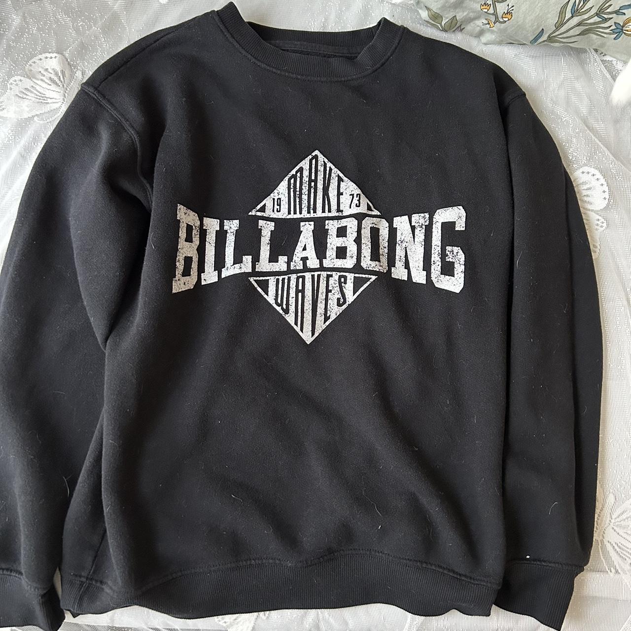 PacSun Women's Black and White Jumper | Depop