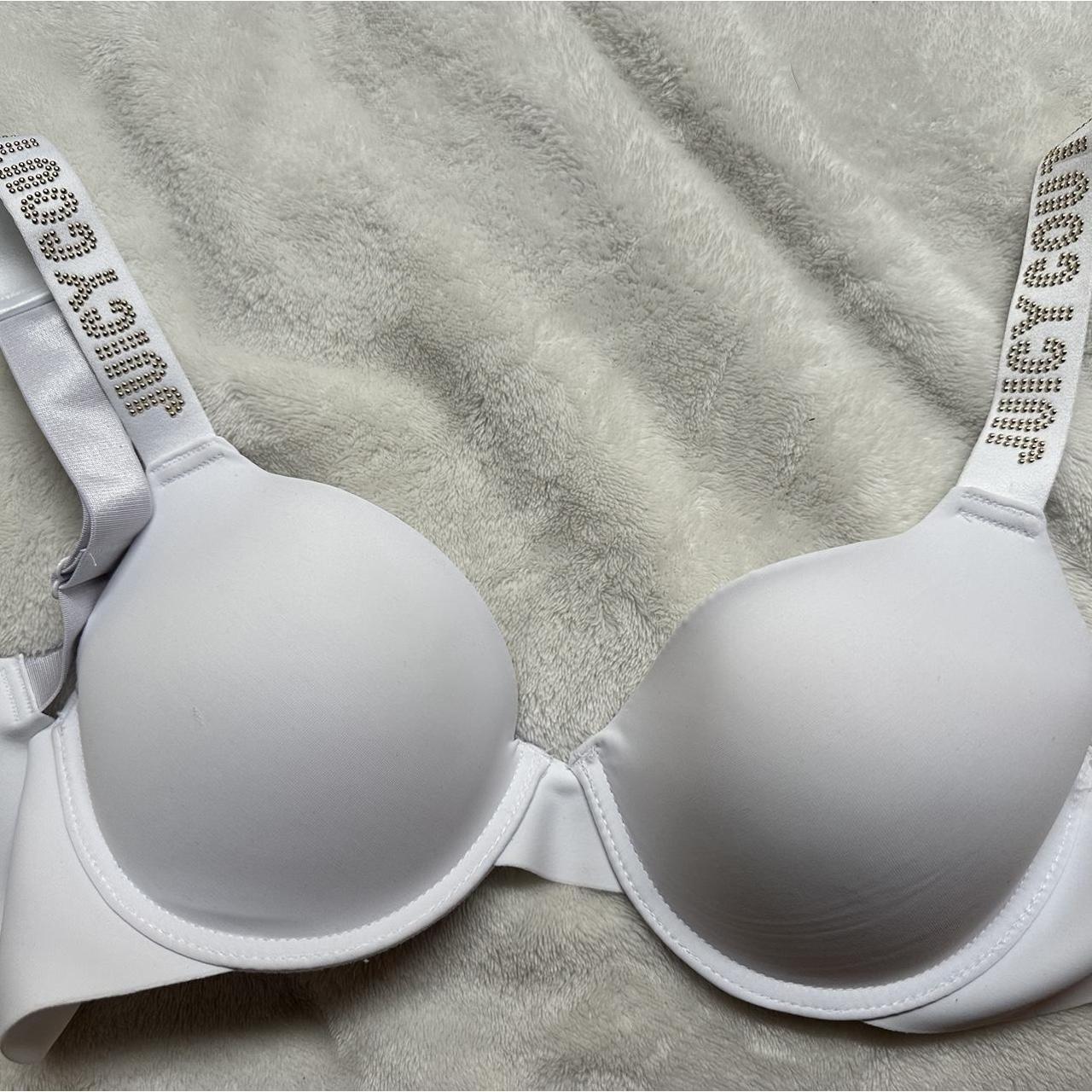 Juicy couture bra with gem straps never worn new - Depop