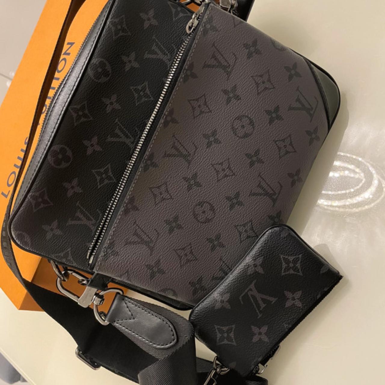 Trio Messenger Zo goed als nieuw. Doos en factuur... - Depop