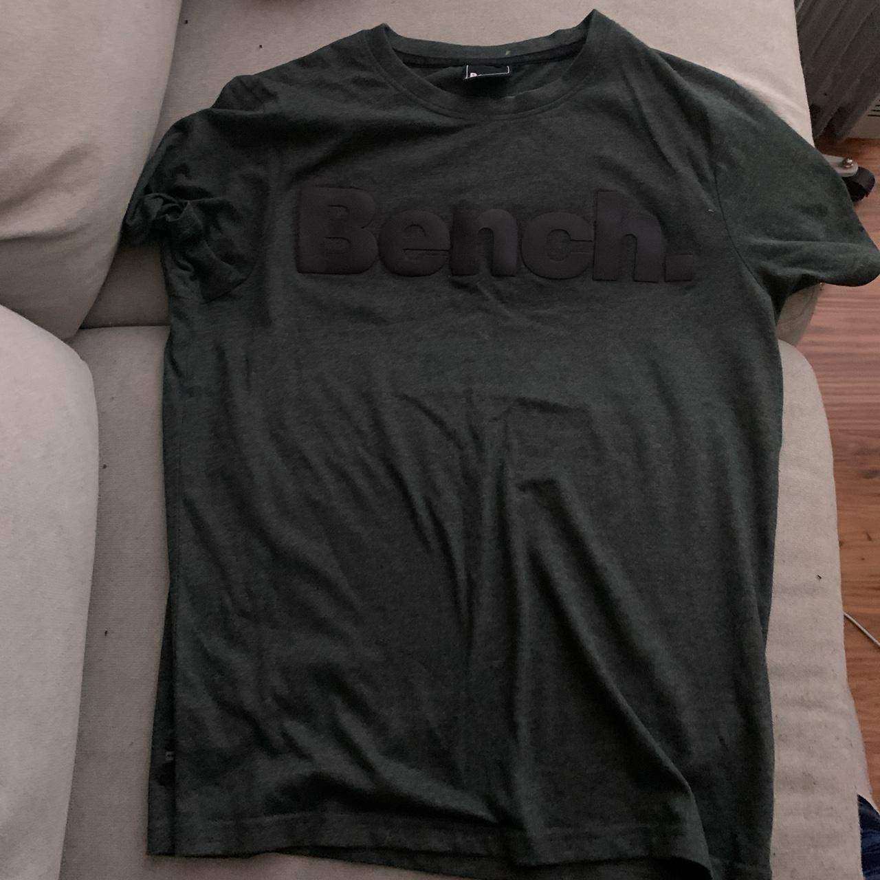 Bench Men's Black T-shirt | Depop