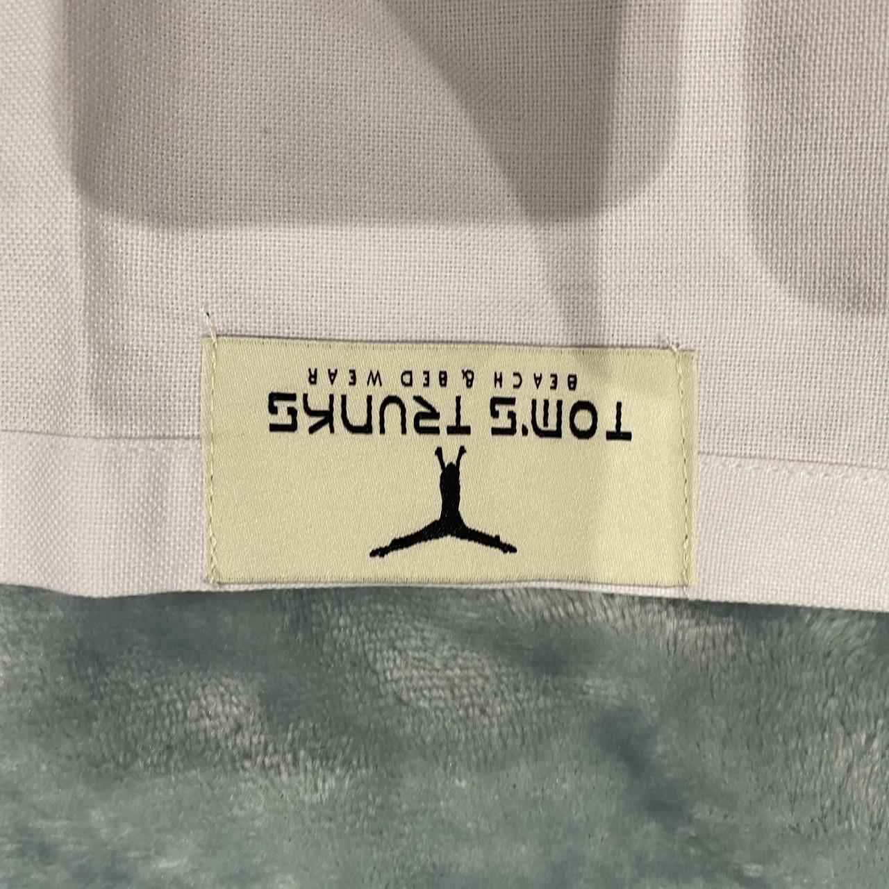 Toms trunks wrap round skirt Classic Hardly worn - Depop