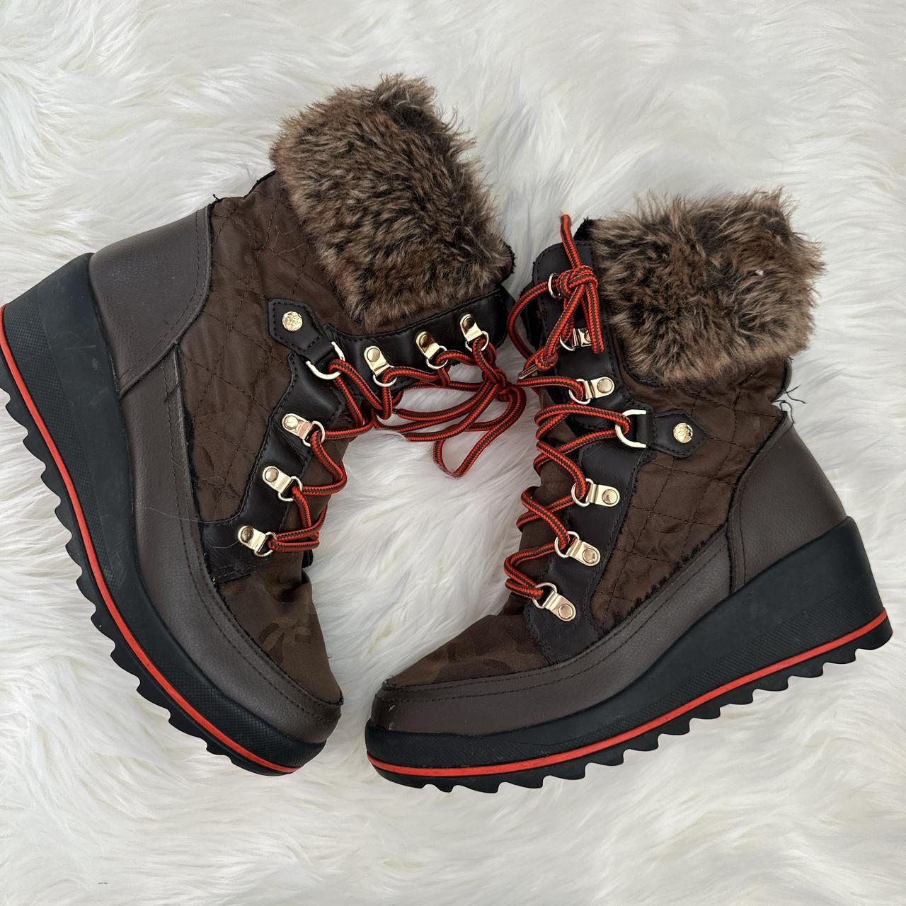 GUESS Brown leather ankle boots with fur lining and... | Depop