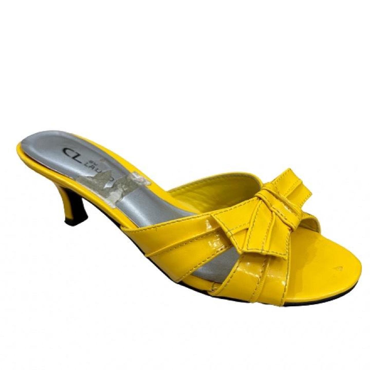 CL by Chinese Laundry Women's Yellow Sandals | Depop