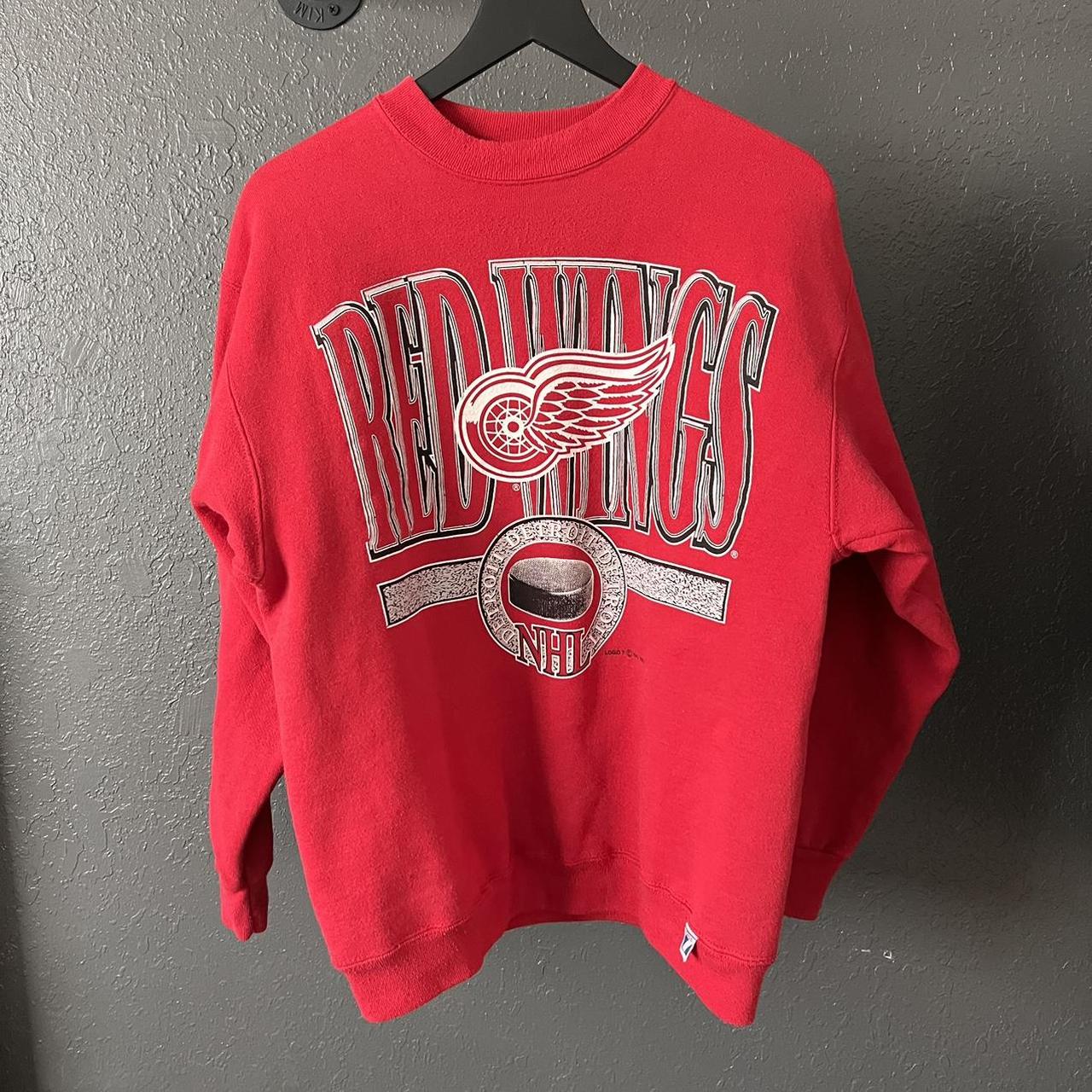 1993 logo 7 red wings crew neck No flaws Size... - Depop