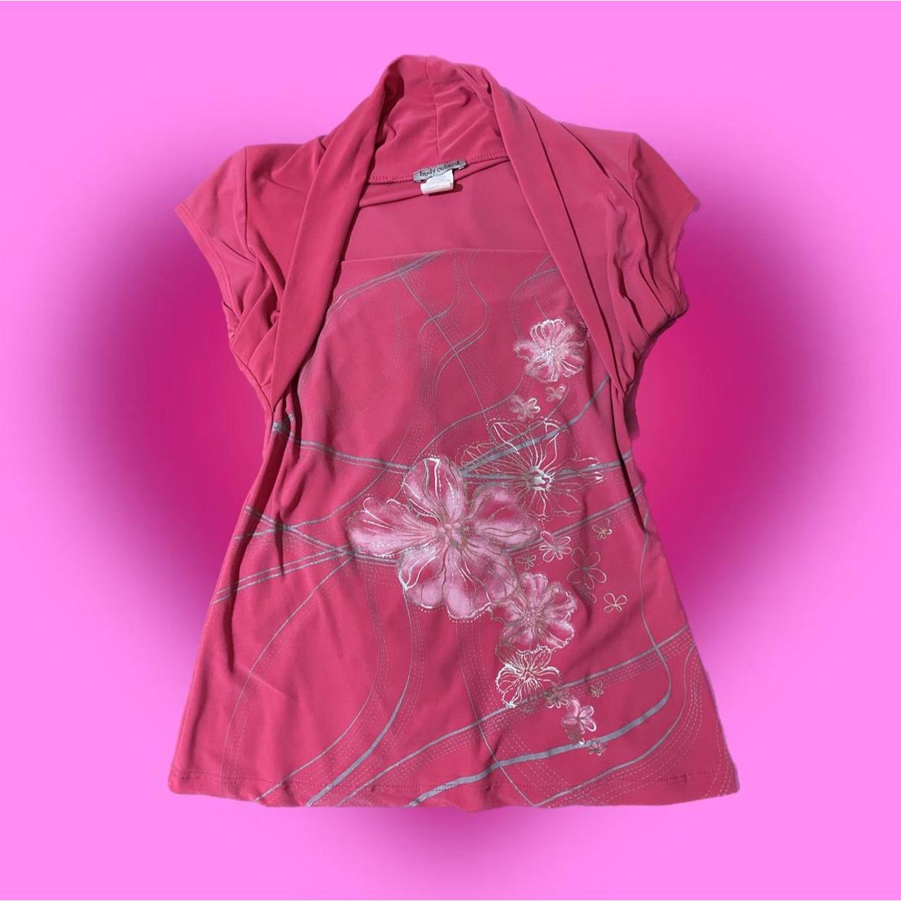 THE CUTEST BODY CENTRAL TOP! Stretchy material... - Depop