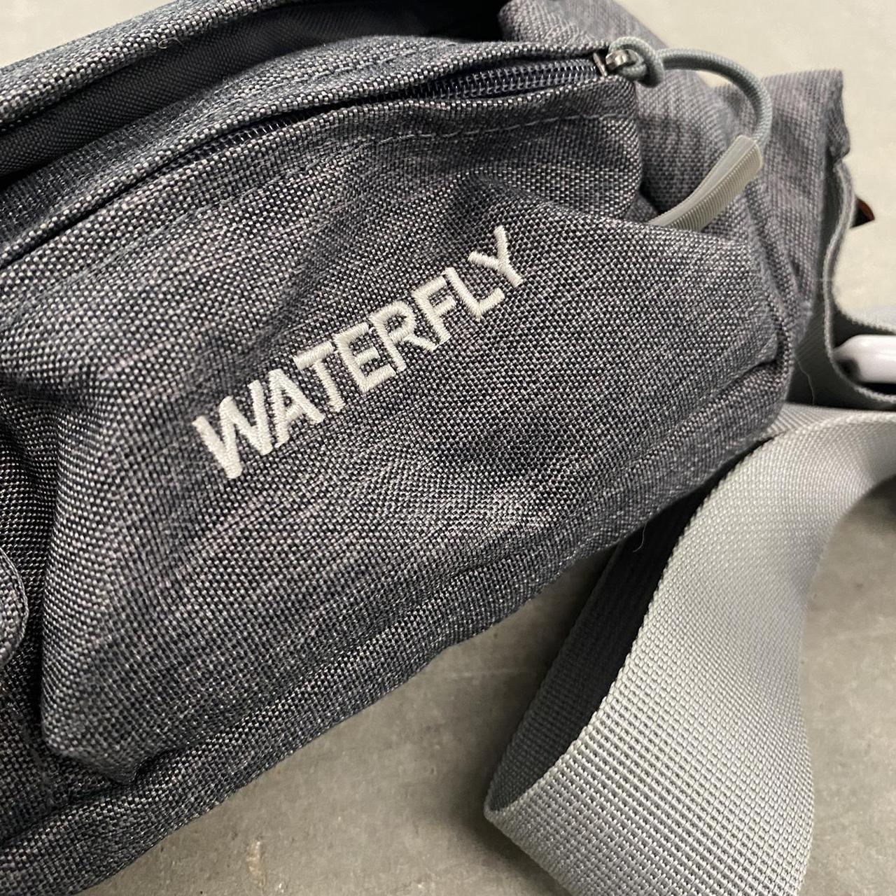 WATERFLY Gray Fanny Pack Great Condition $30... - Depop
