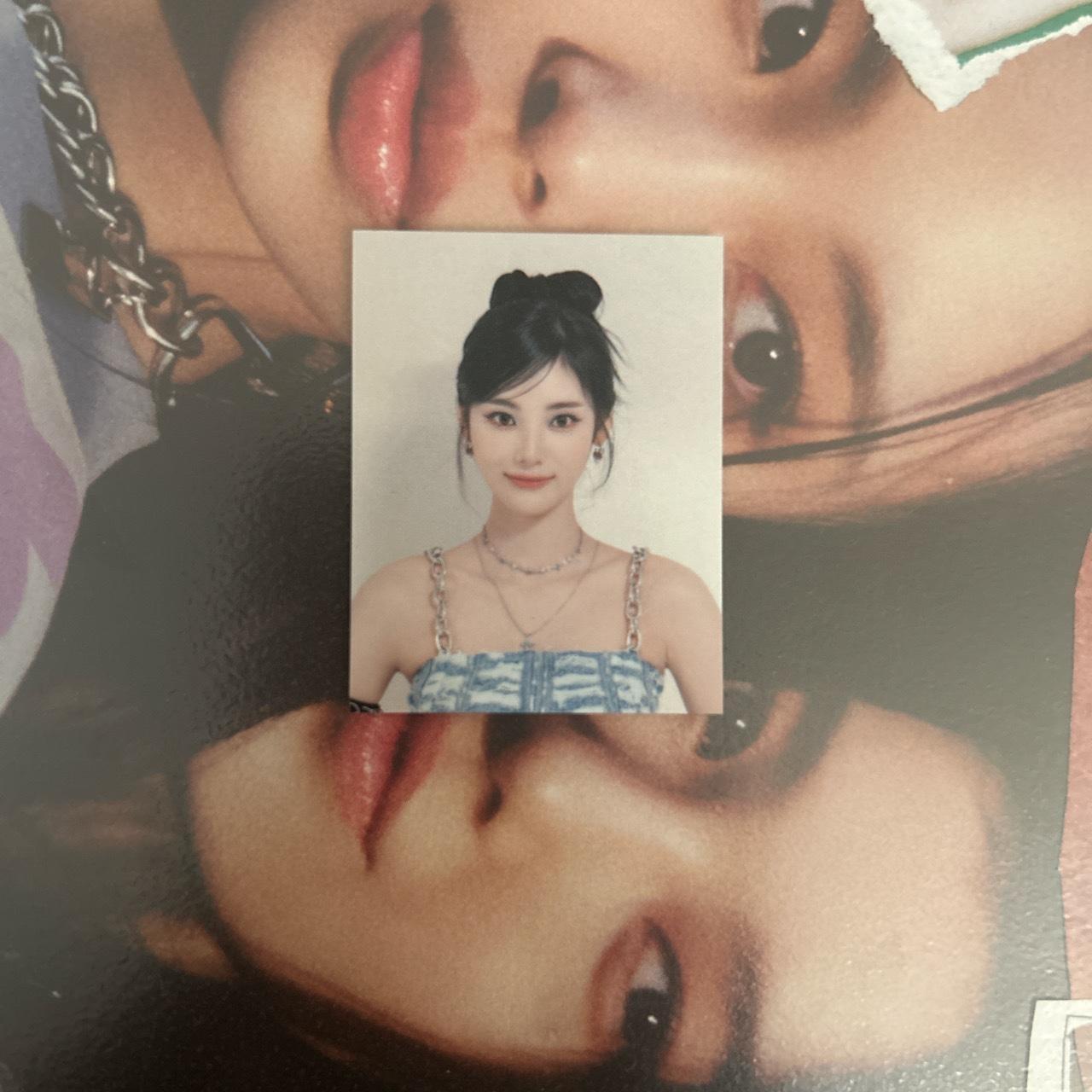 Jinsoul loona artms odd eye circle version up id... - Depop