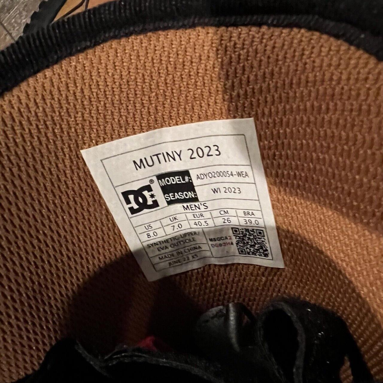 DC Mutiny Snowboard Boots Wheat / Black 2023 Lace Up... - Depop